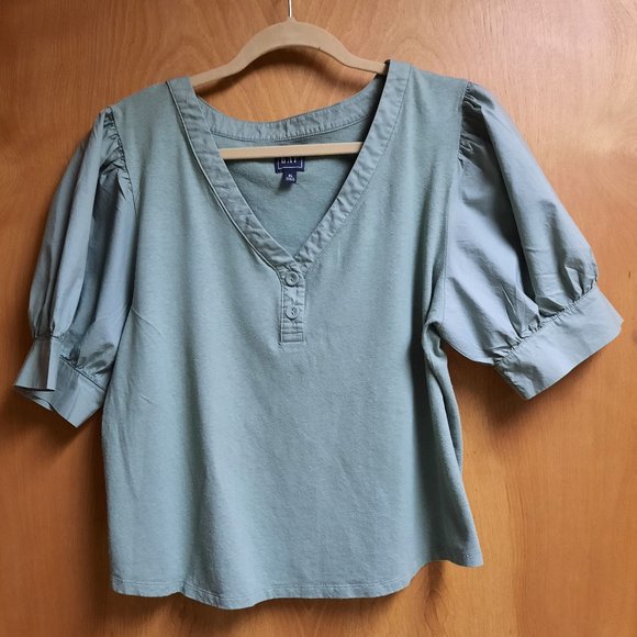 GAP | Tops | Gap Light Olive Vneck Top Size Xl | Poshmark